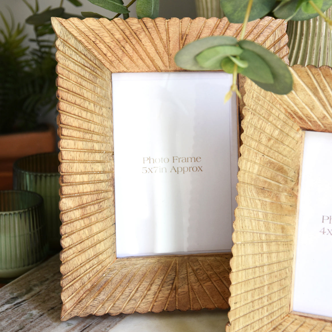 Elegant 5X7 Mango Wood Photo Frame with Stylish Etched Lines – Madison ...